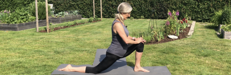 Cresent Moon | YOGA by SANNA